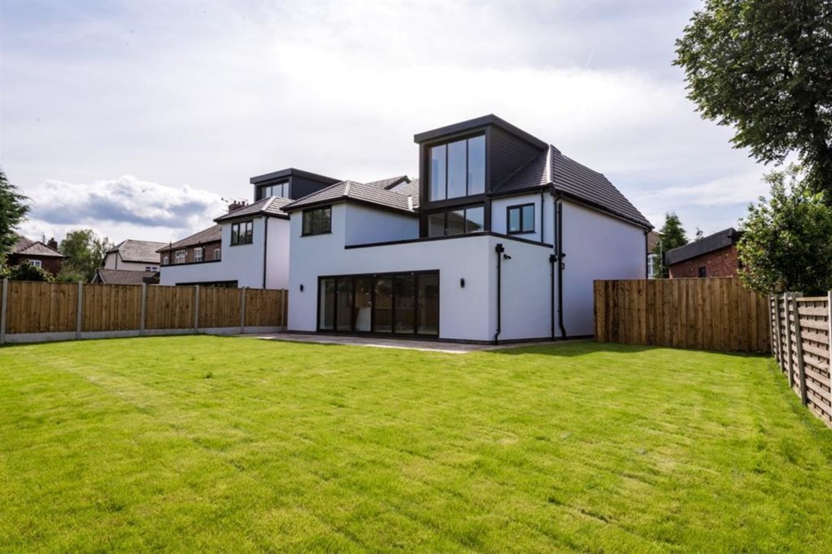 Bespoke new build 5 bedroom detached properties Worsley, Greater Manchester